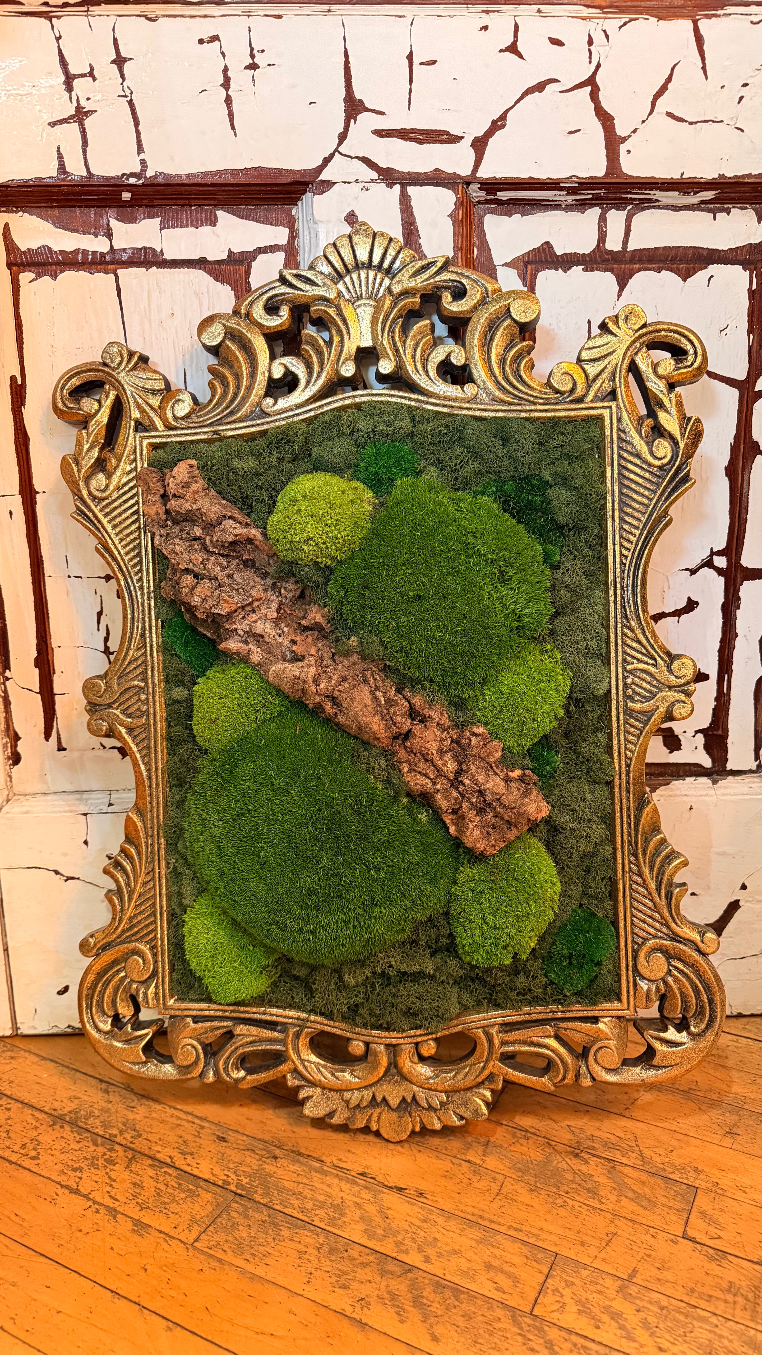 XL Vintage ‘Tellos’ Moss Art – Rooted Living Designs